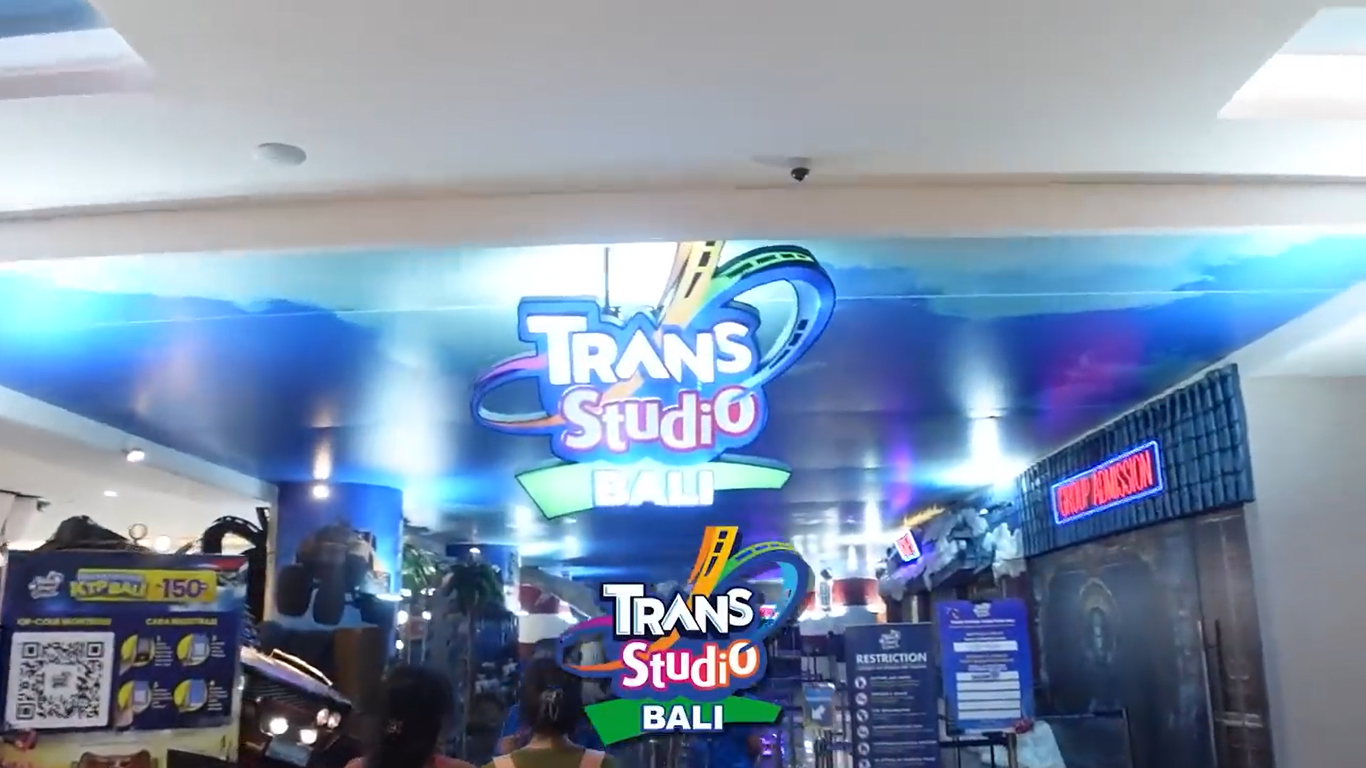 Tomo KemBALI - Pilih Watersports atau Main di Trans Studio Bali?