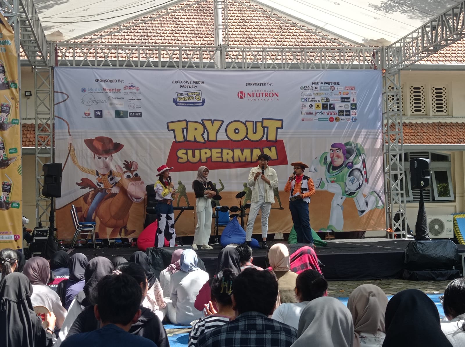 Turah Parthayana Hadiri Acara di SMAN 3 Jogja - Mantappu Corp.