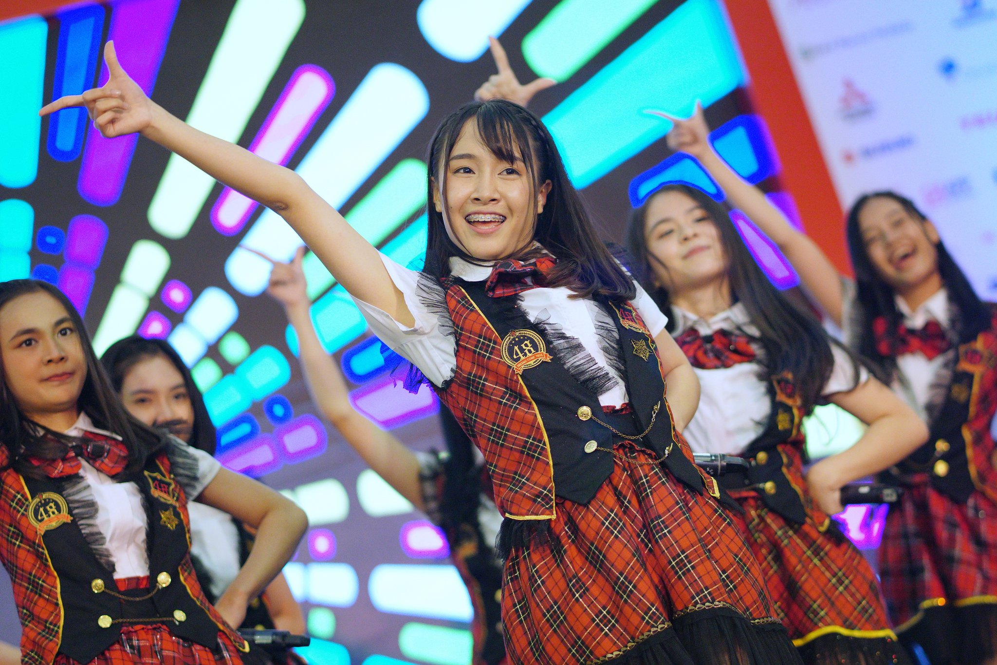 Erika Ebisawa: Dari Panggung JKT48 ke Dunia Konten