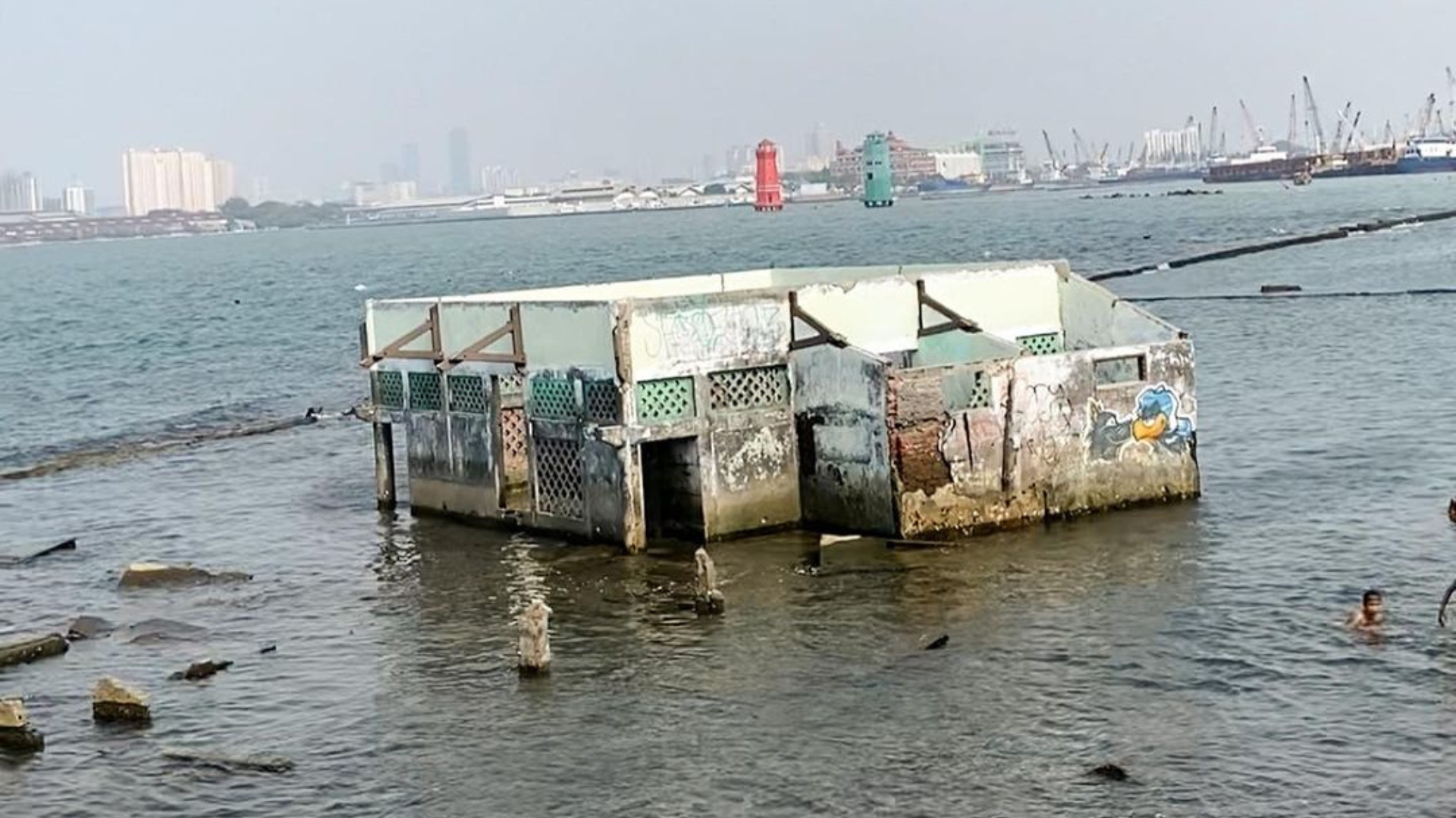 Tanggul Laut Raksasa Cegah Jakarta Tenggelam?