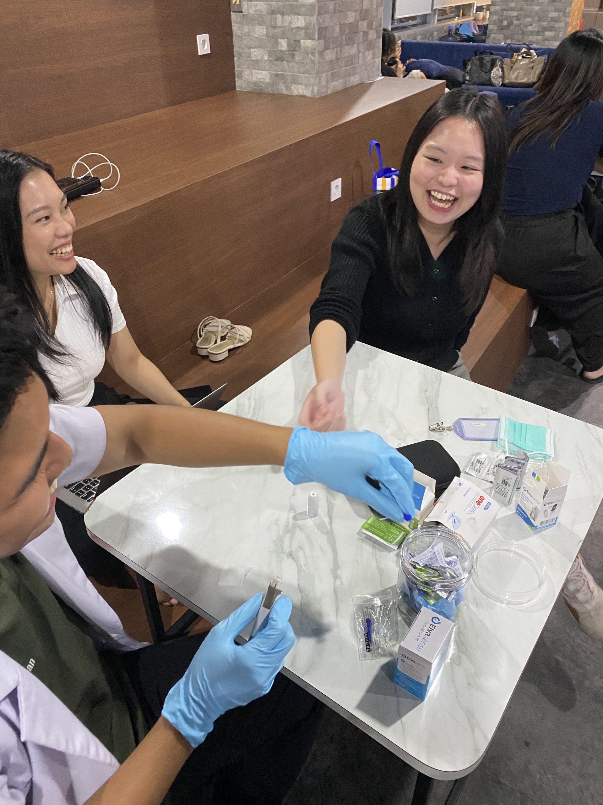 Skrining Kesehatan Bareng Dokter Ekida dan Farhan